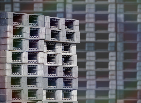 Pallets & Bins: Plastic Pallets, Bulk Bin Containers, and more